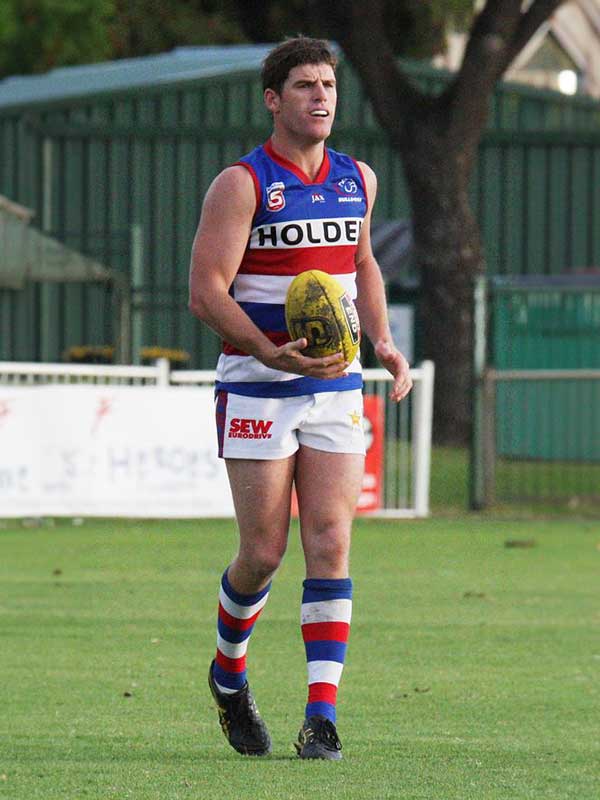 Hall of Fame - Chris Gowans | Central District Football Club